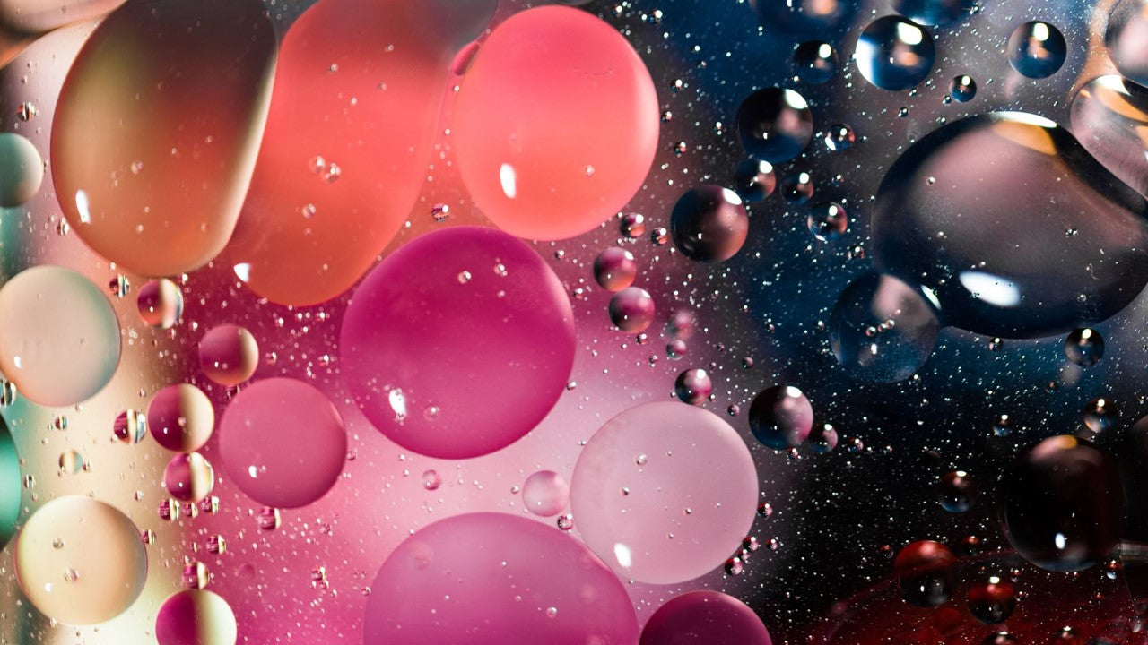 Organic and natural liquid shampoo without SLS or parabens – debubbles